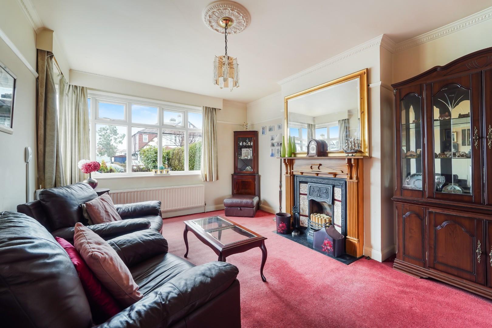 Chadacre Road, Stoneleigh | The Personal Agent